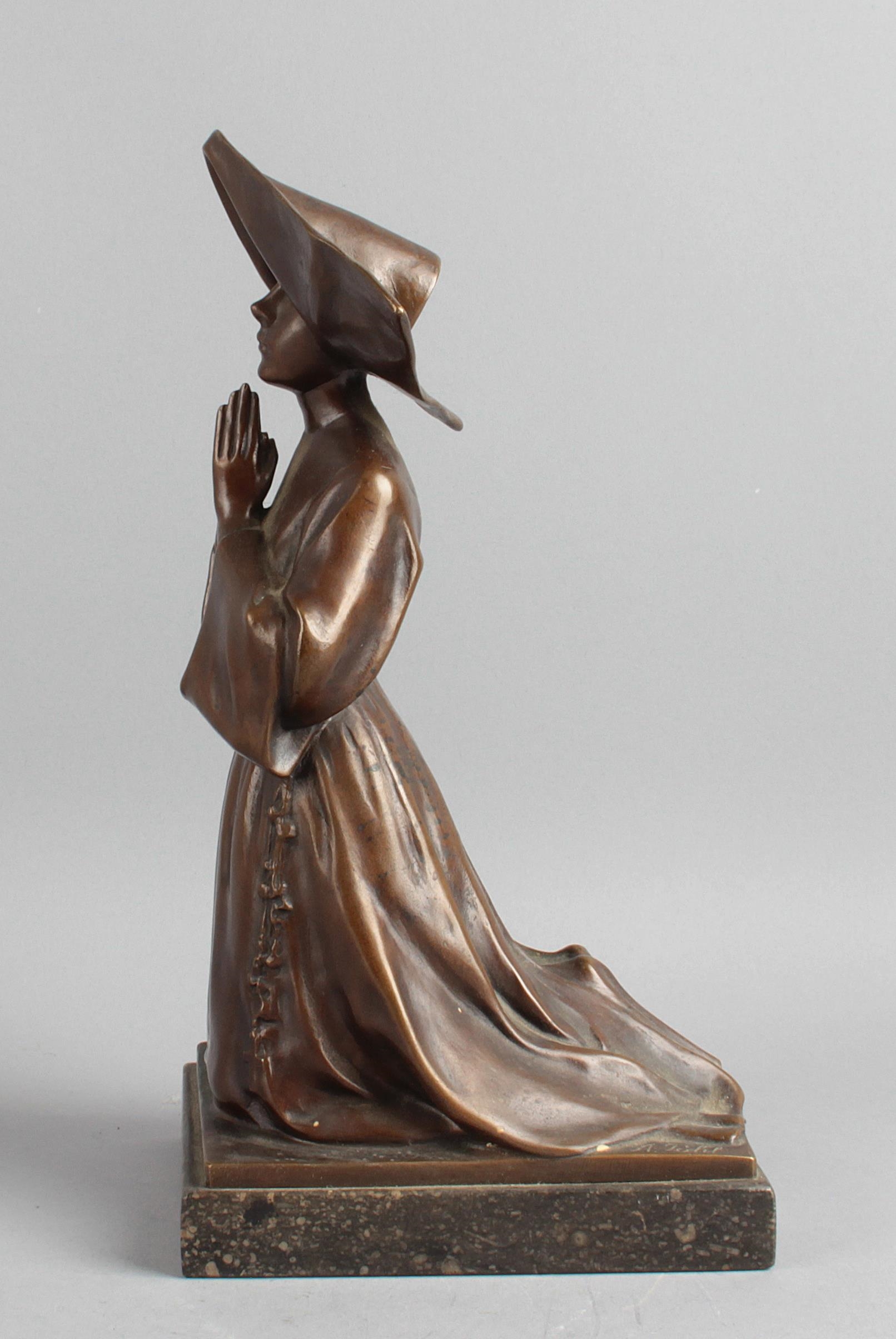 Adolf Pohl | kniende Nonne im Gebet | MutualArt