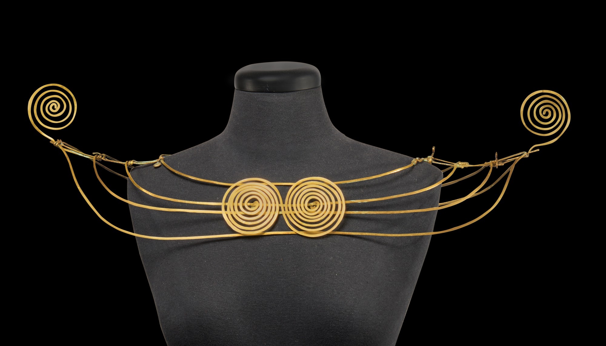 Alexander Calder | Necklace | MutualArt