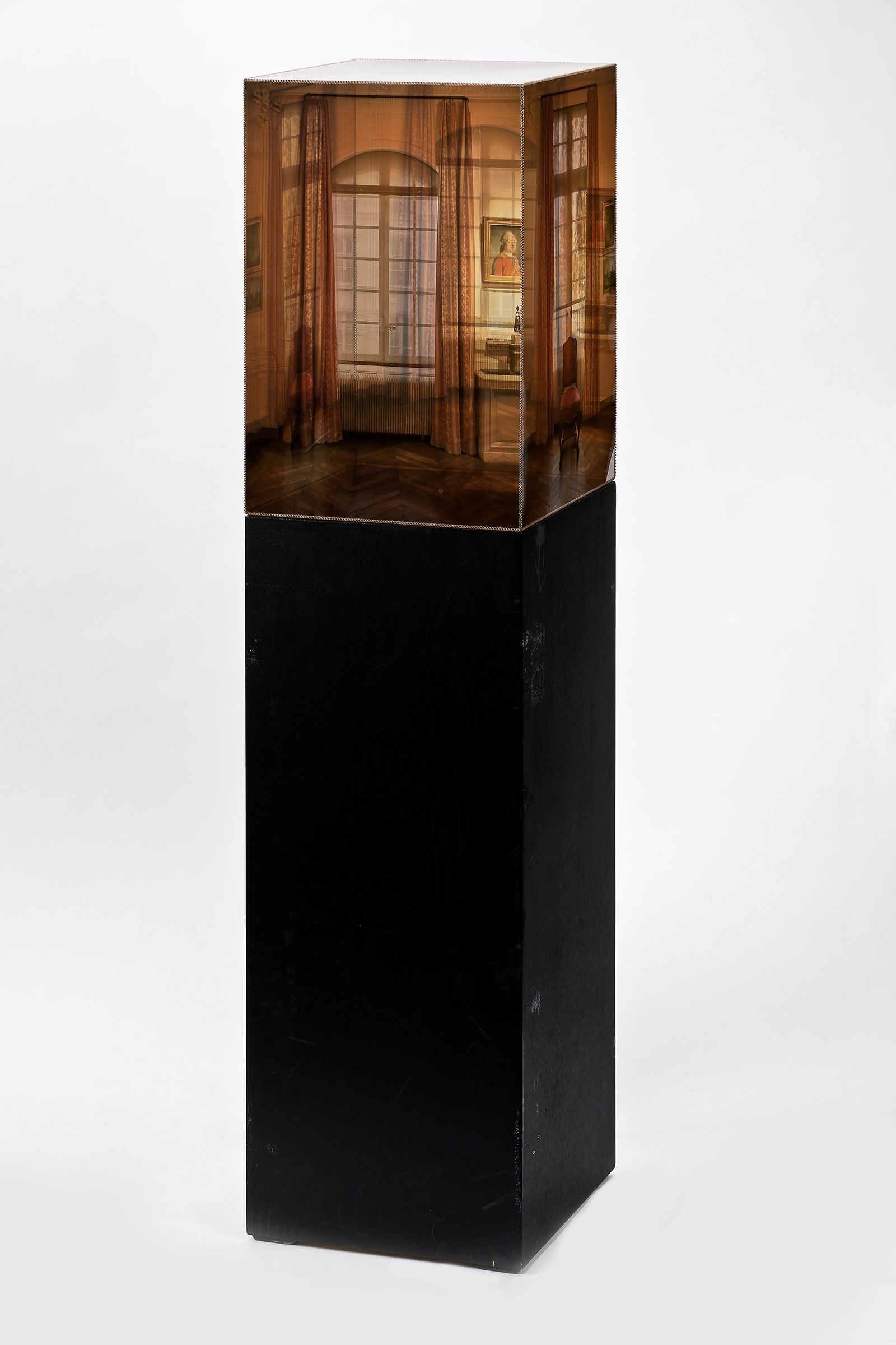 Myung Keun Koh | Room-7 (2010) | MutualArt