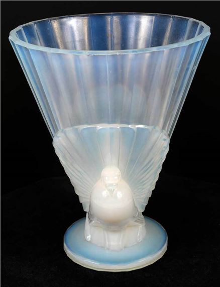 Sabino | Sabino Opalescent Glass Vase | MutualArt