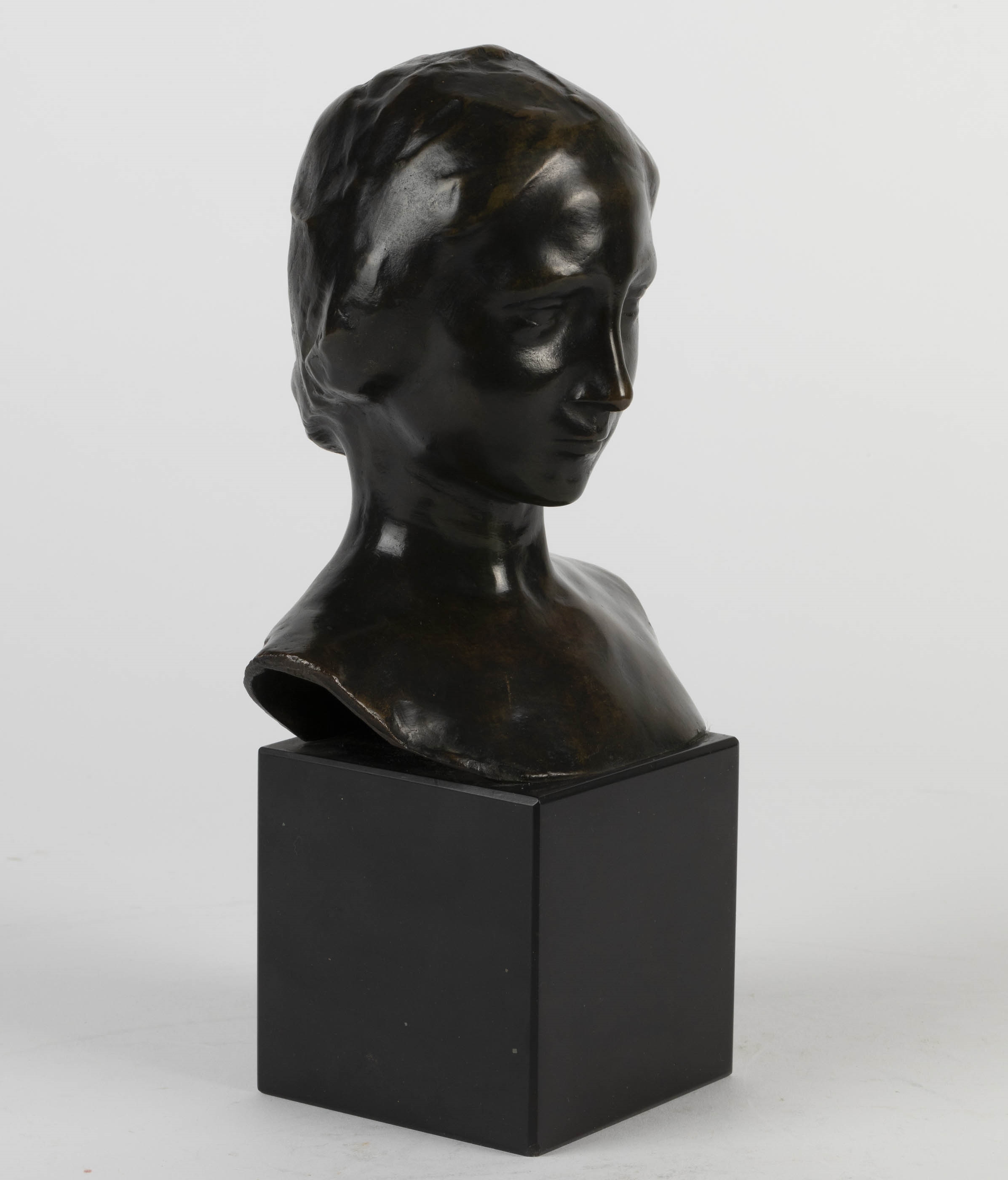 George Minne | Tête de Eve, I | MutualArt