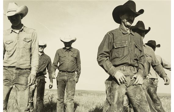 Laura Cunningham Wilson | 2 Artworks at Auction | MutualArt