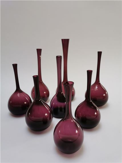 Arthur Percy | Ensemble de 8 vases | MutualArt