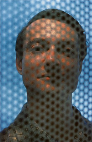 Dan Budnik | Roy Lichtenstein behind Ben-Day screen | MutualArt