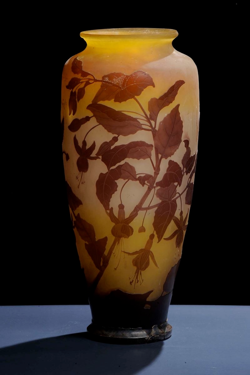 Emile Gallé | Monumentale vaso a balaustra | MutualArt
