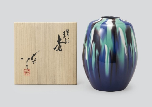 Tokuda Yasokichi III | Jar in brilliant glaze | MutualArt