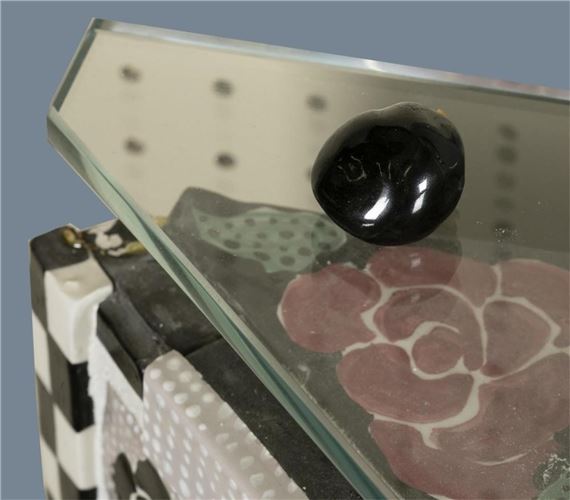 Laney Oxman | Mirror and Table | MutualArt