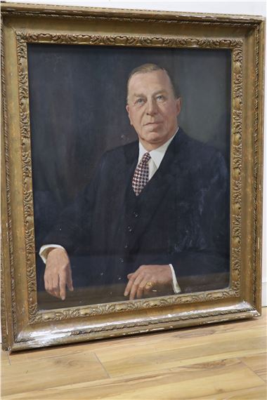 Howard Barron | Portrait of a gentleman | MutualArt