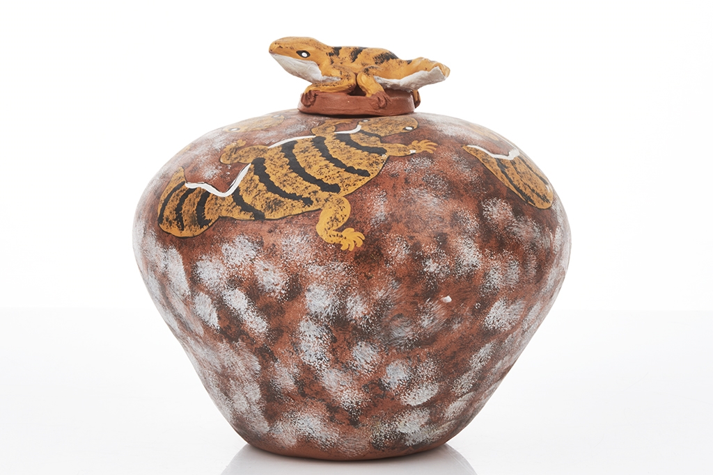 Carol Panangka Rontji | Goanna Lidded Pot, Hermannsburg, NT | MutualArt