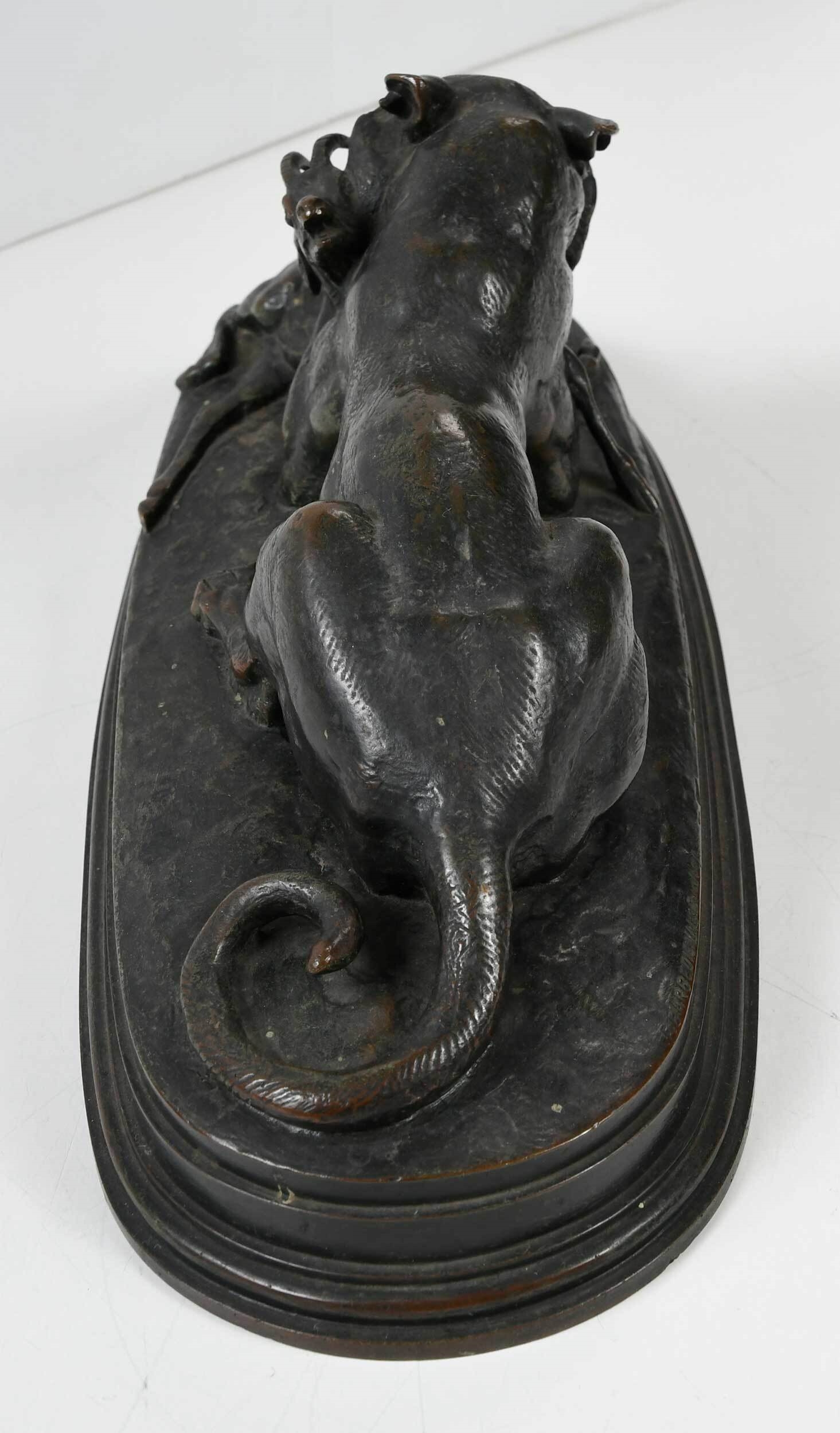 Antoine-Louis Barye | Tigre dévorant une gazelle | MutualArt