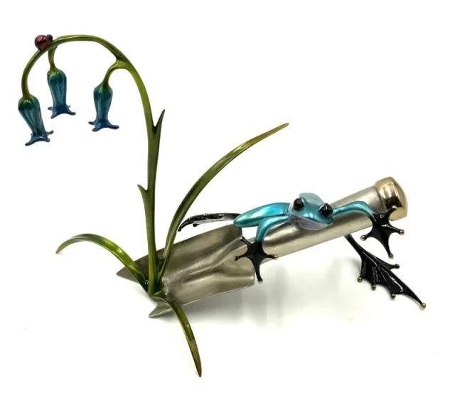 Tim Cotterill | Frog (2015) | MutualArt