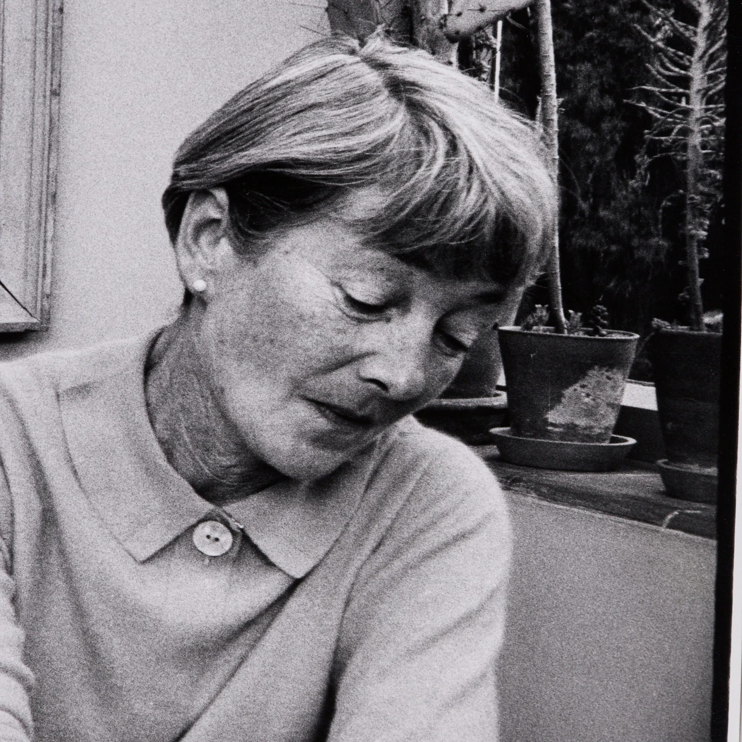 Irving Penn | Henry Moore and Irina Radetsky, 1962 | MutualArt