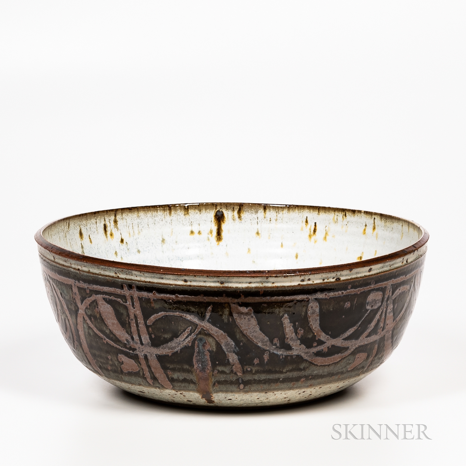 Gerry Williams | Studio Pottery Centerpiece Bowl | MutualArt