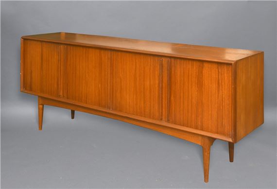 Charles R. Smith | 1 Artworks at Auction | MutualArt