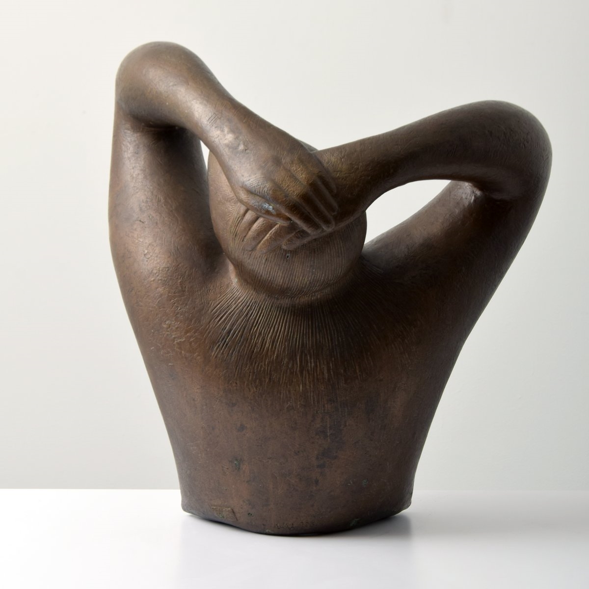 Hugo Robus | FIGURAL SCULPTURE | MutualArt