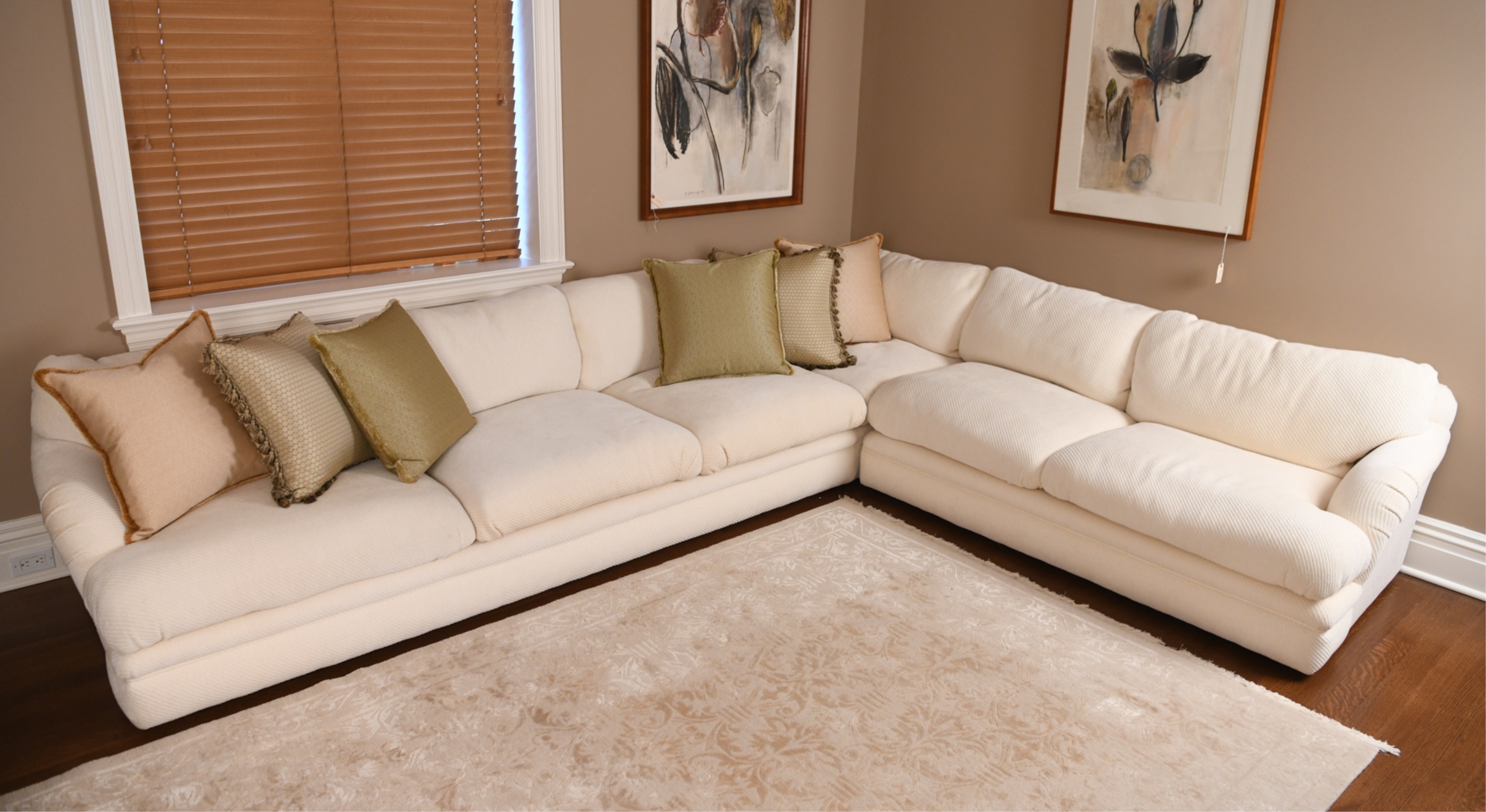 J. Robert Scott | J. ROBERT SCOTT SECTIONAL SOFA | MutualArt