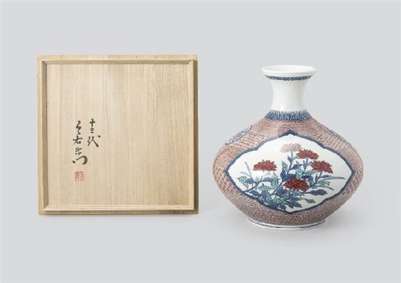 Imaizumi Imaemon | Iro-nabeshima vase with flower design | MutualArt