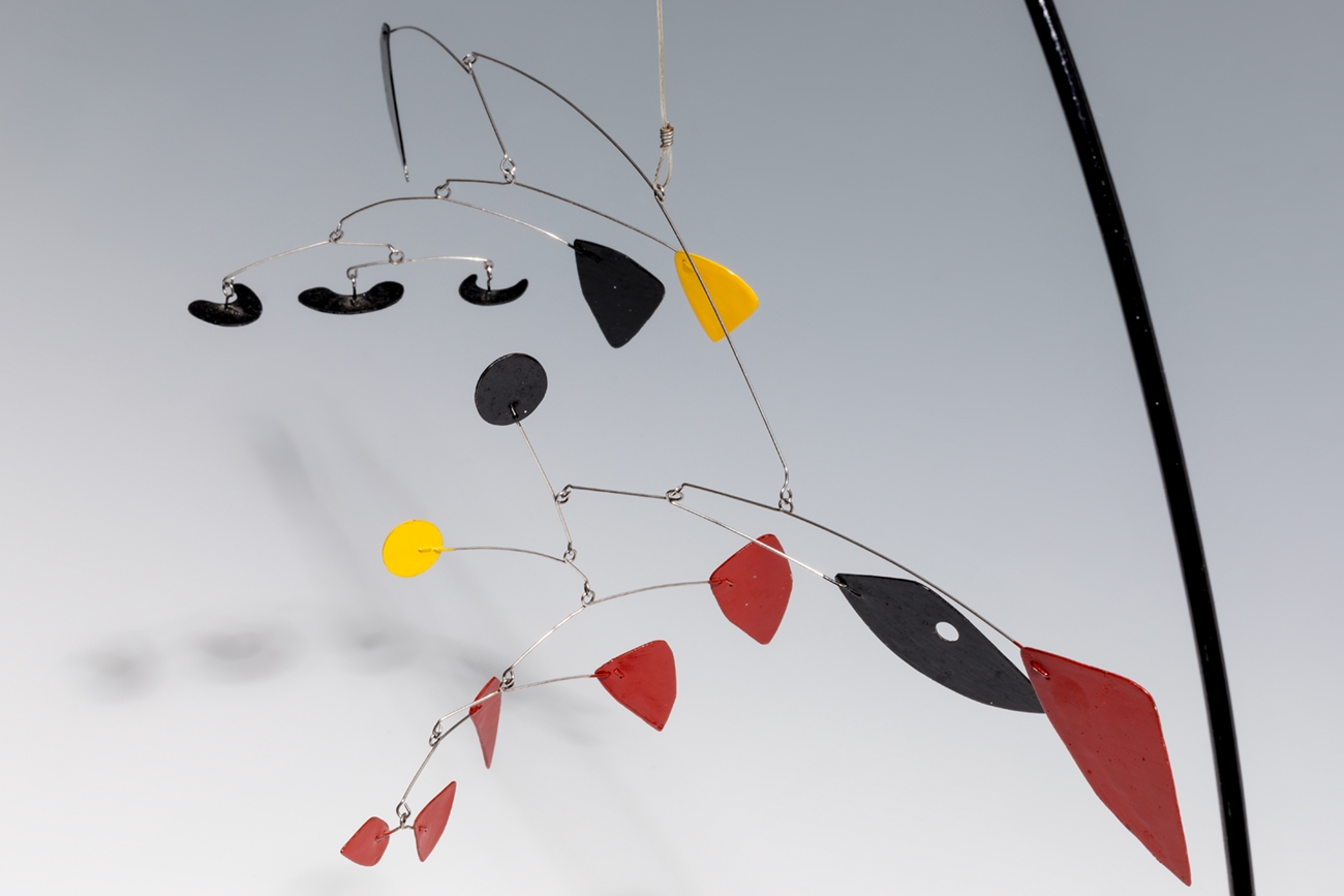 Alexander Calder | Mobile S/T (Circa 1955) | MutualArt