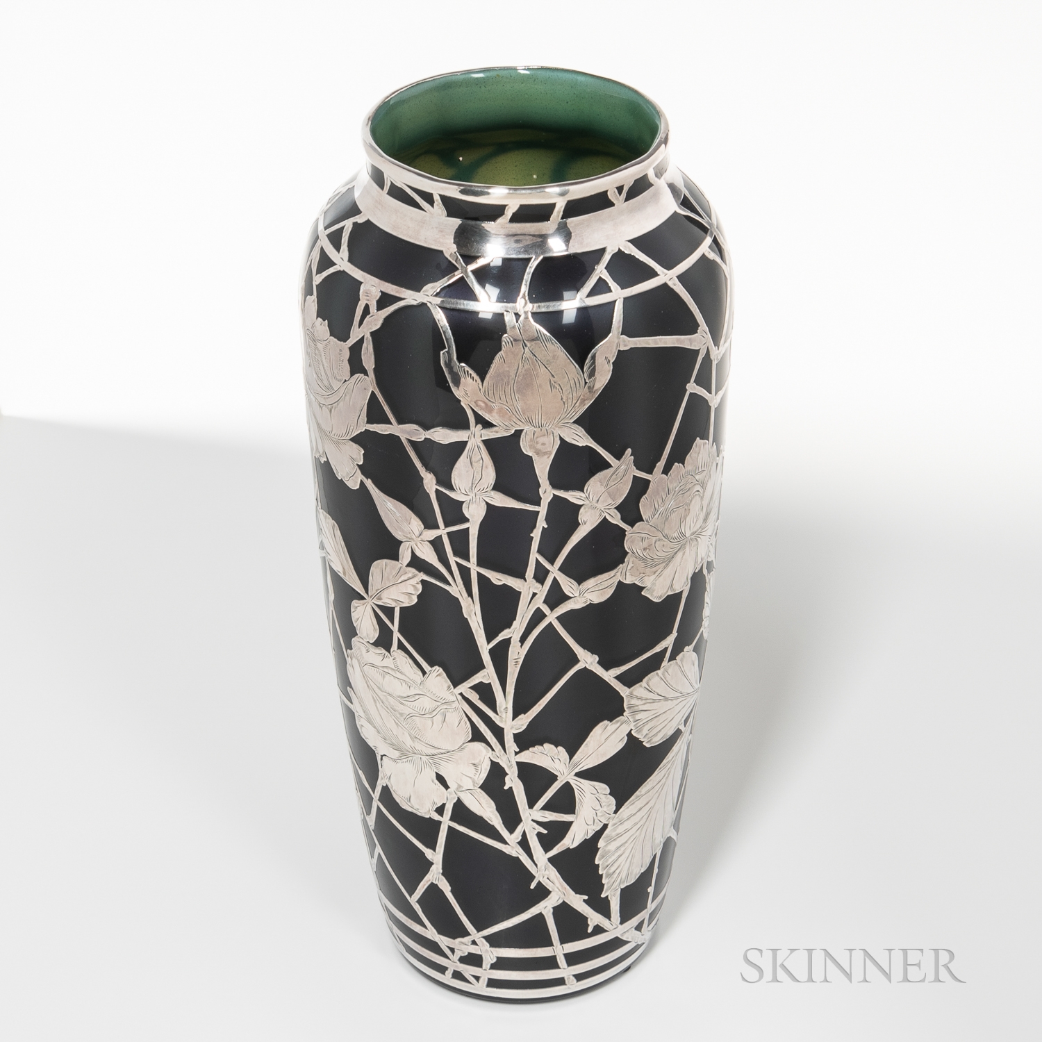 Frederick Carder | Glass Presentation Vase (1902) | MutualArt