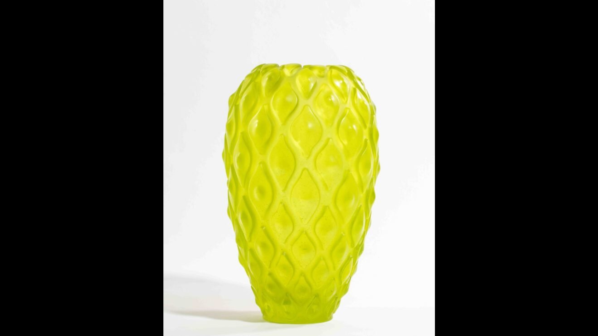 Daum Frères | Calicia vase | MutualArt