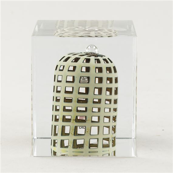 Oiva Toikka | Annual cube 2002, Nuutajärvi | MutualArt