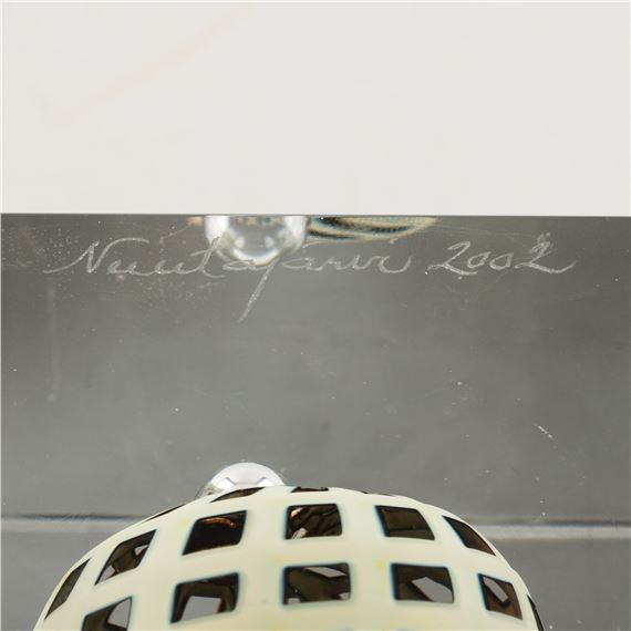 Oiva Toikka | Annual cube 2002, Nuutajärvi | MutualArt