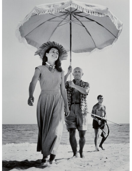 Robert Capa | Pablo Picasso and Françoise Gilot in France (1948 ...