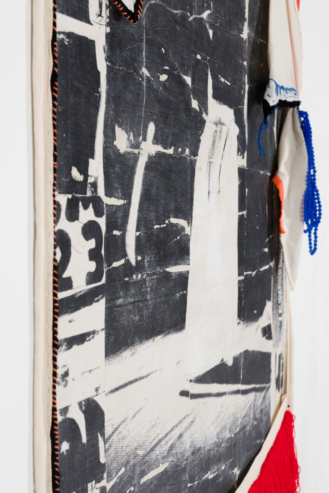 Januario Jano | Untitled (M005) | MutualArt