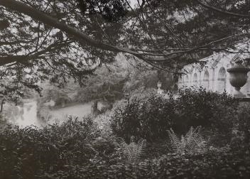 David Hiscock | Five assorted contemporary photographs | MutualArt