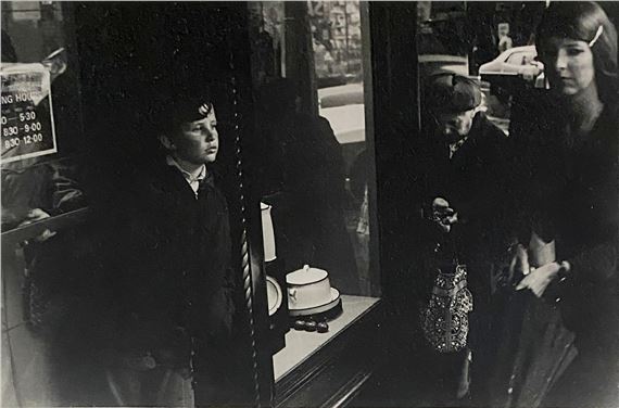 Roger Scott | Sydney (1972) | MutualArt