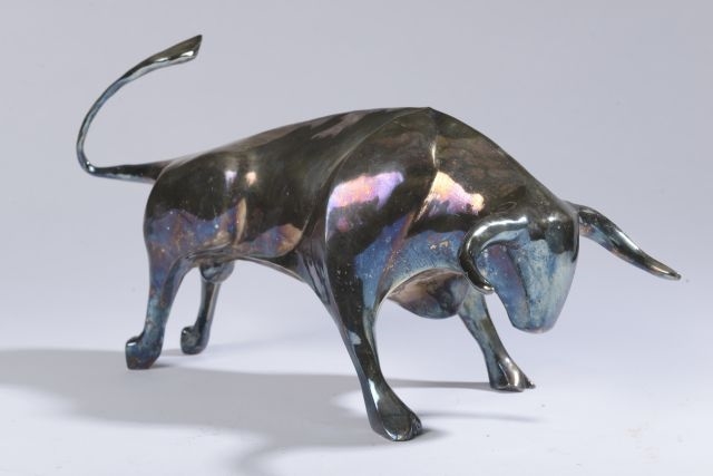 Xavier Carnoy | Bowed bull. (2009) | MutualArt