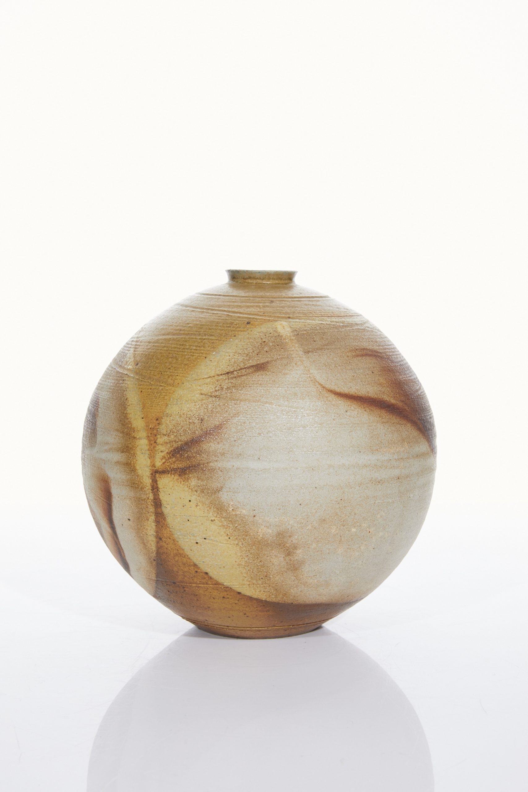 Shigeo Shiga | Vase | MutualArt