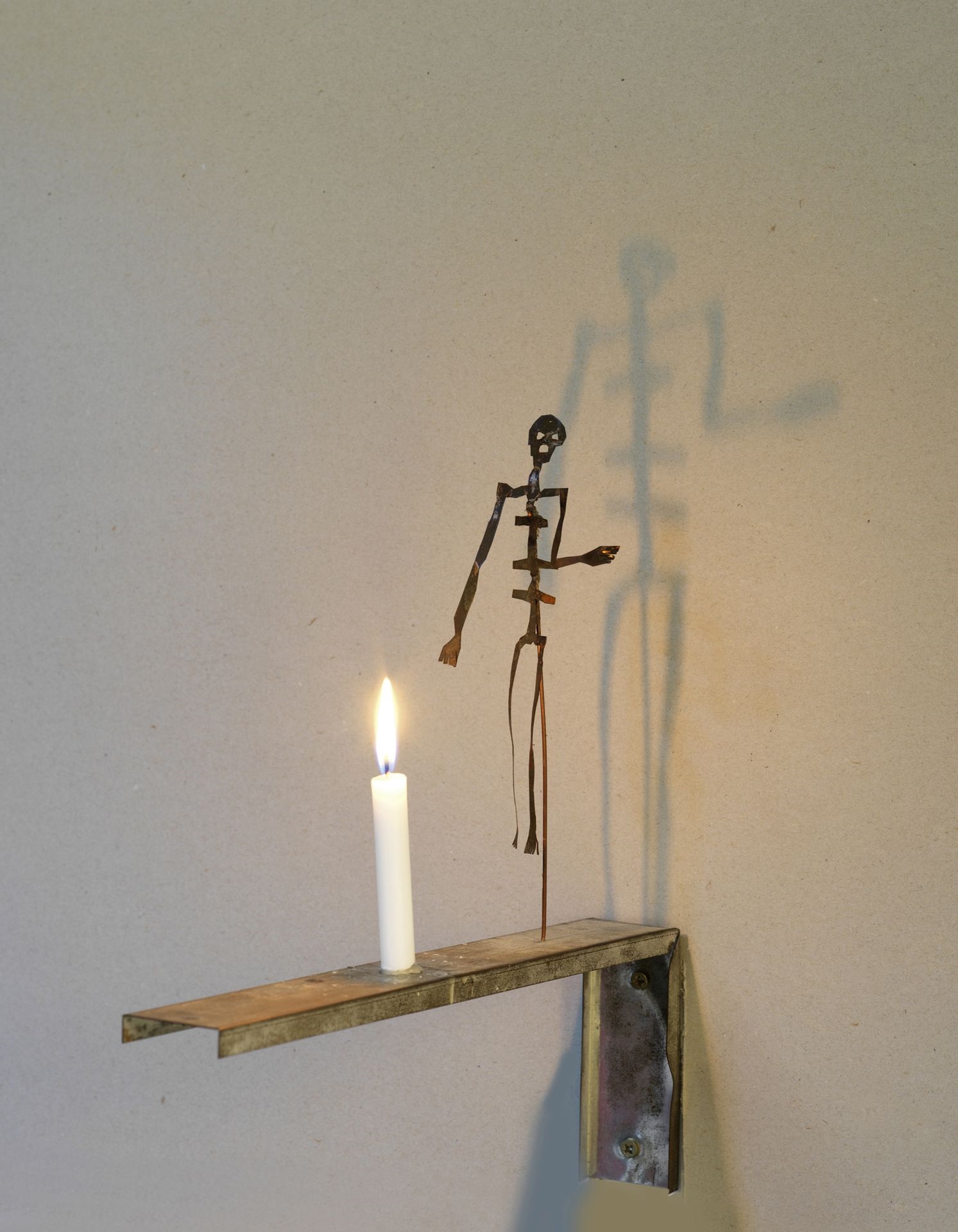 Christian Boltanski | Les Bougies (Shadows from the Lesson of Darkness ...