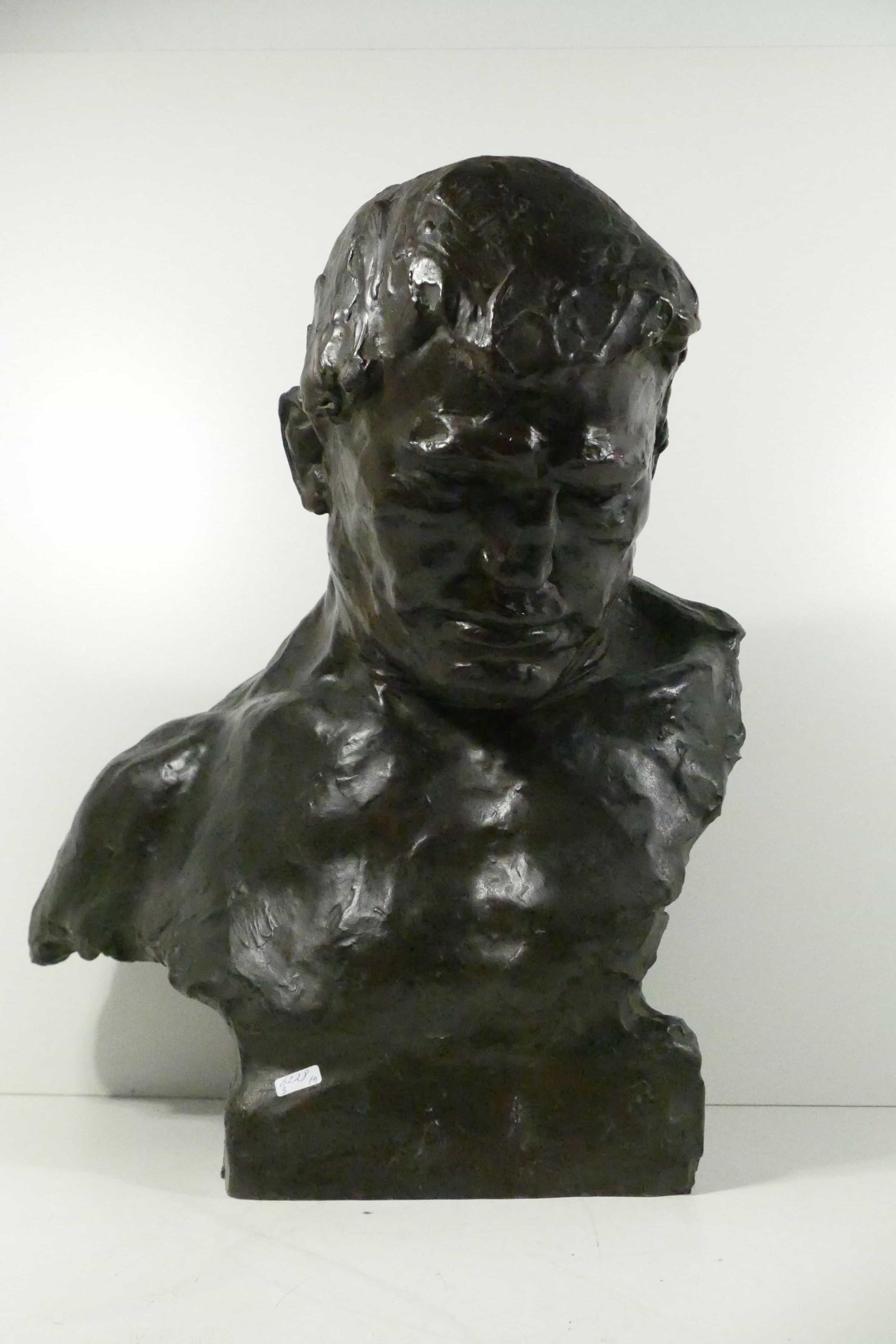 Victor Joseph Ghislain Demanet | Buste d'homme | MutualArt