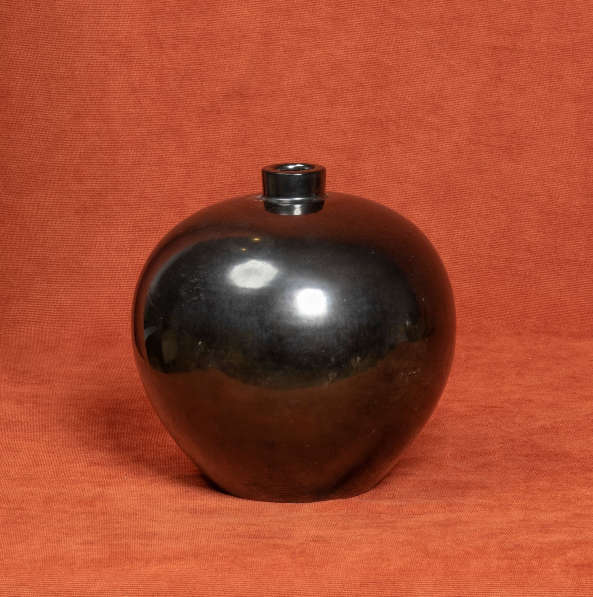 Paul Bonifas | Ball vase with narrow neck | MutualArt