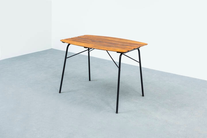 Paolo Antonio Chessa | Tavolo (50) | MutualArt