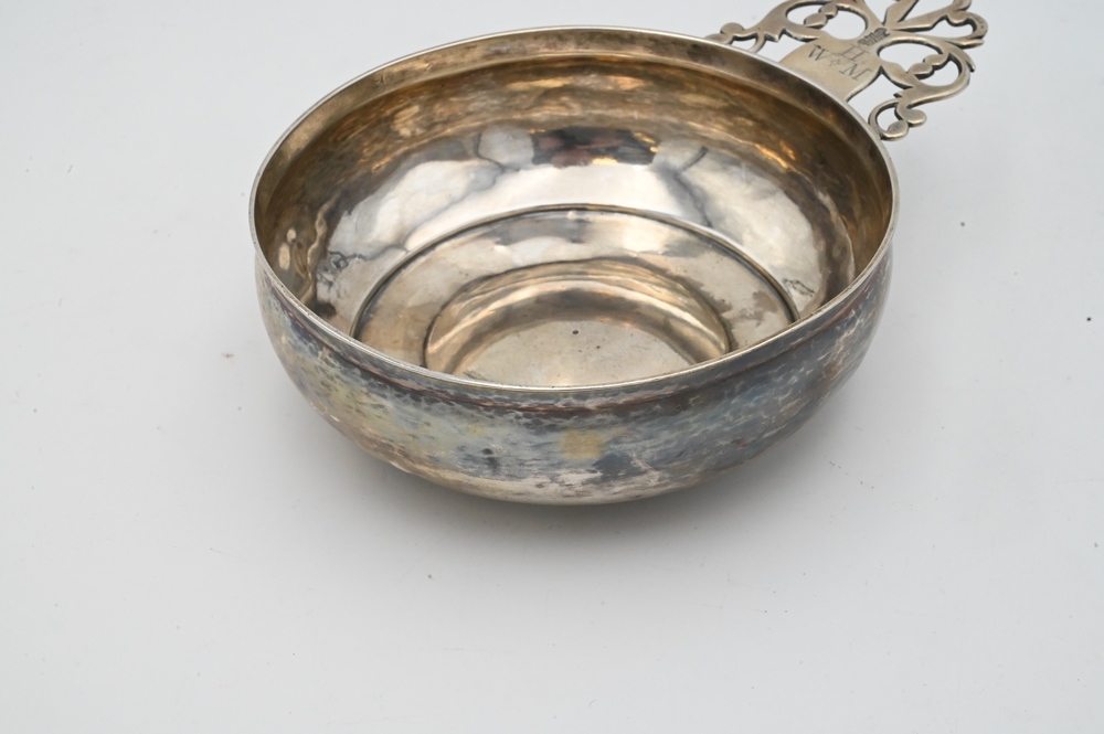 Benjamin Burt | Porringer having open work handle | MutualArt
