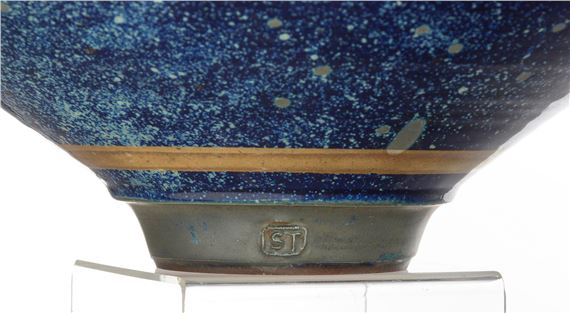 Sutton Taylor | A LUSTRE GLAZED RED STONEWARE BOWL | MutualArt