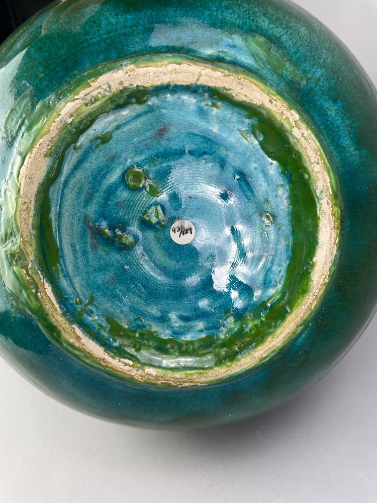 Abdo Nagi | vase with disc rim (1993) | MutualArt