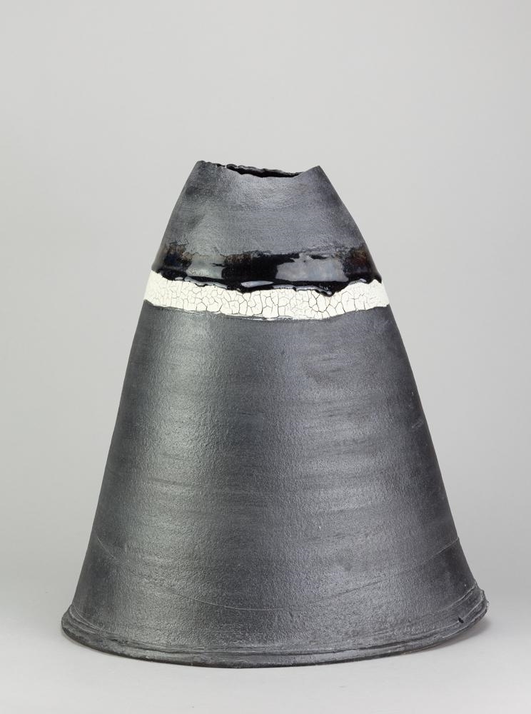 Dan Kelly | conical form | MutualArt