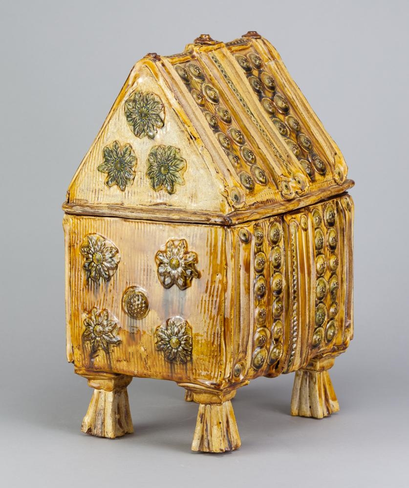 Geoffrey Fuller | footed casket | MutualArt