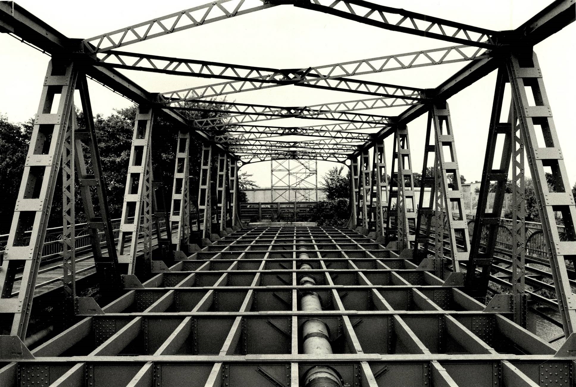 Fons Brasser | Spätbrucke | MutualArt