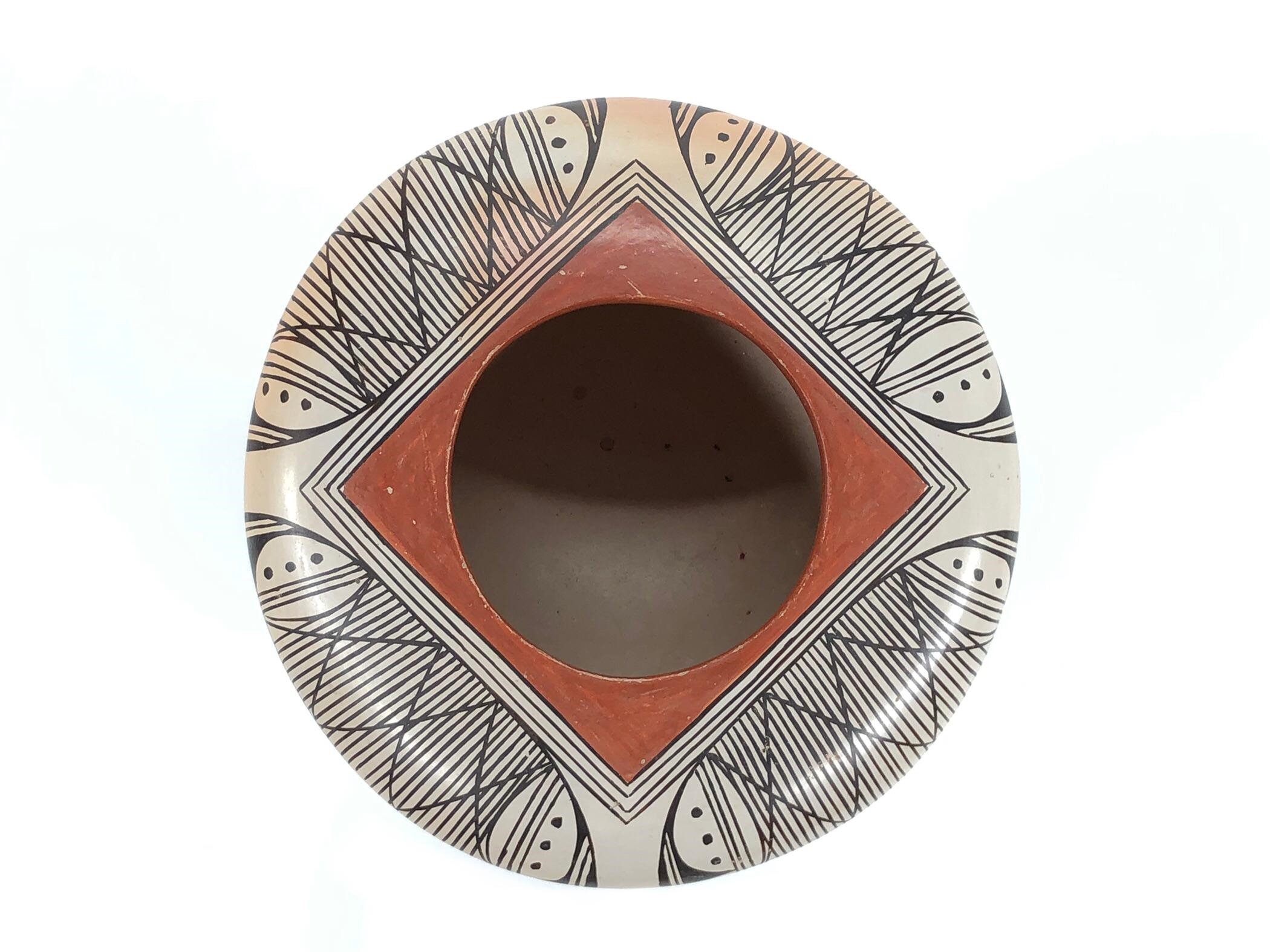 Helen Naha | HELEN NAHA HOPI POTTERY JAR | MutualArt