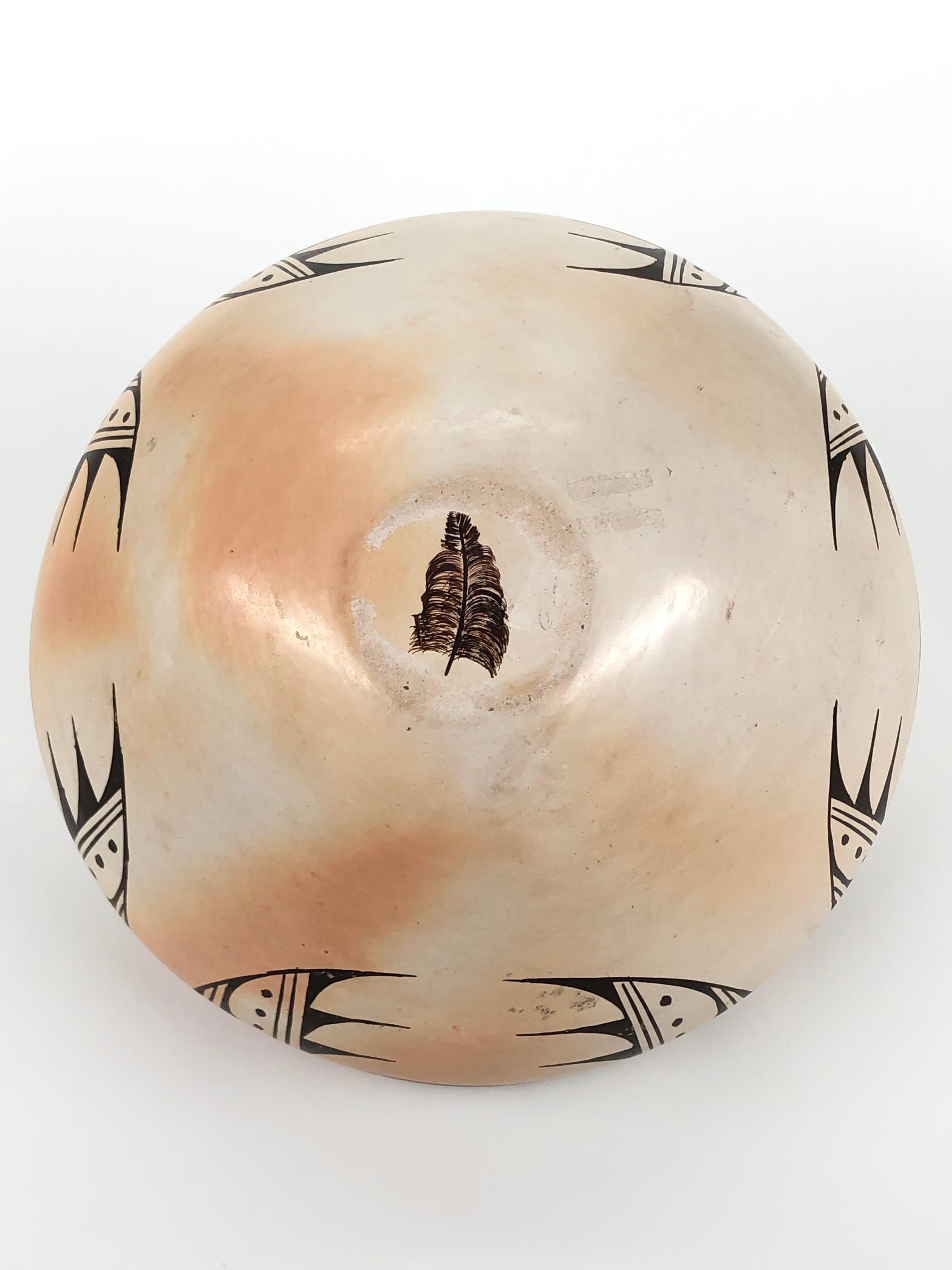 Helen Naha | HELEN NAHA HOPI POTTERY JAR | MutualArt