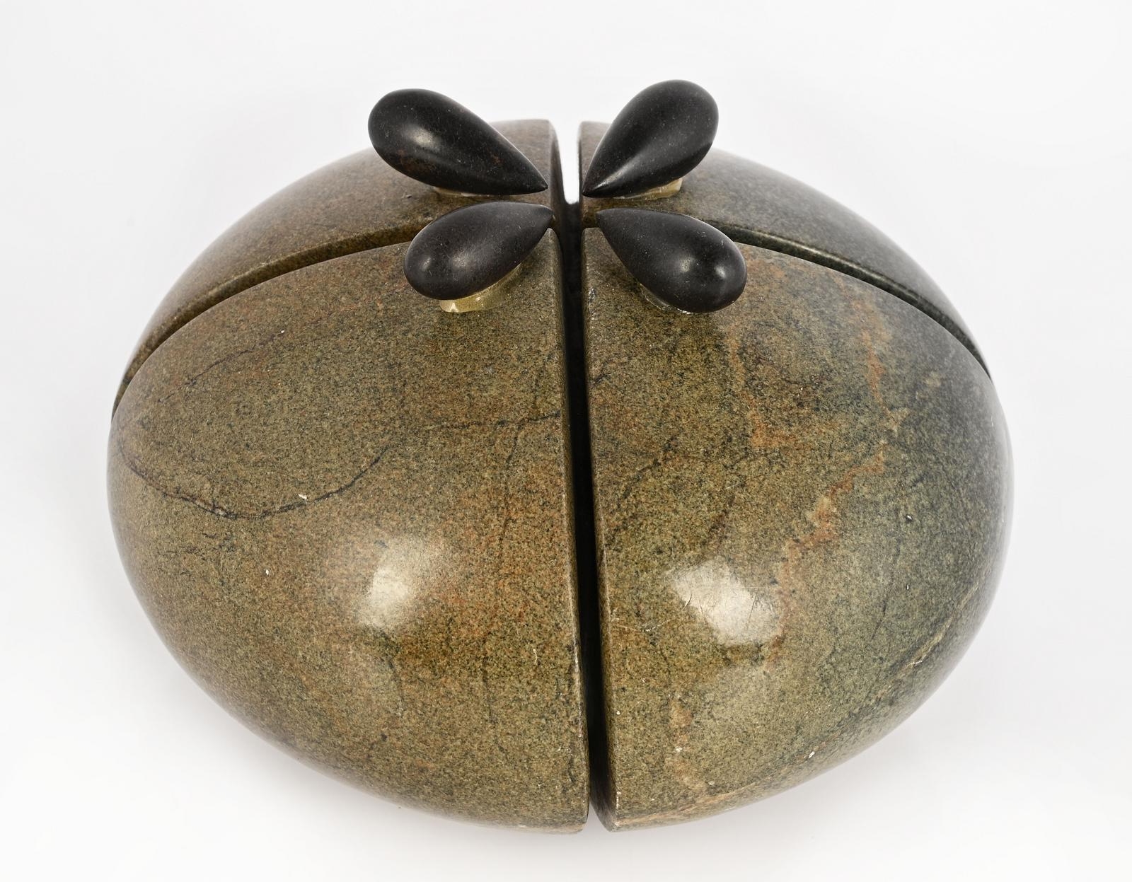 Nesbert Mukomberanwa | Untitled | MutualArt