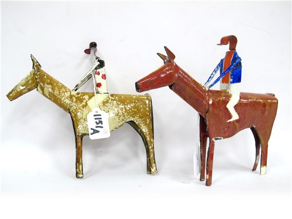 Joan Moore | 2 Artworks | MutualArt