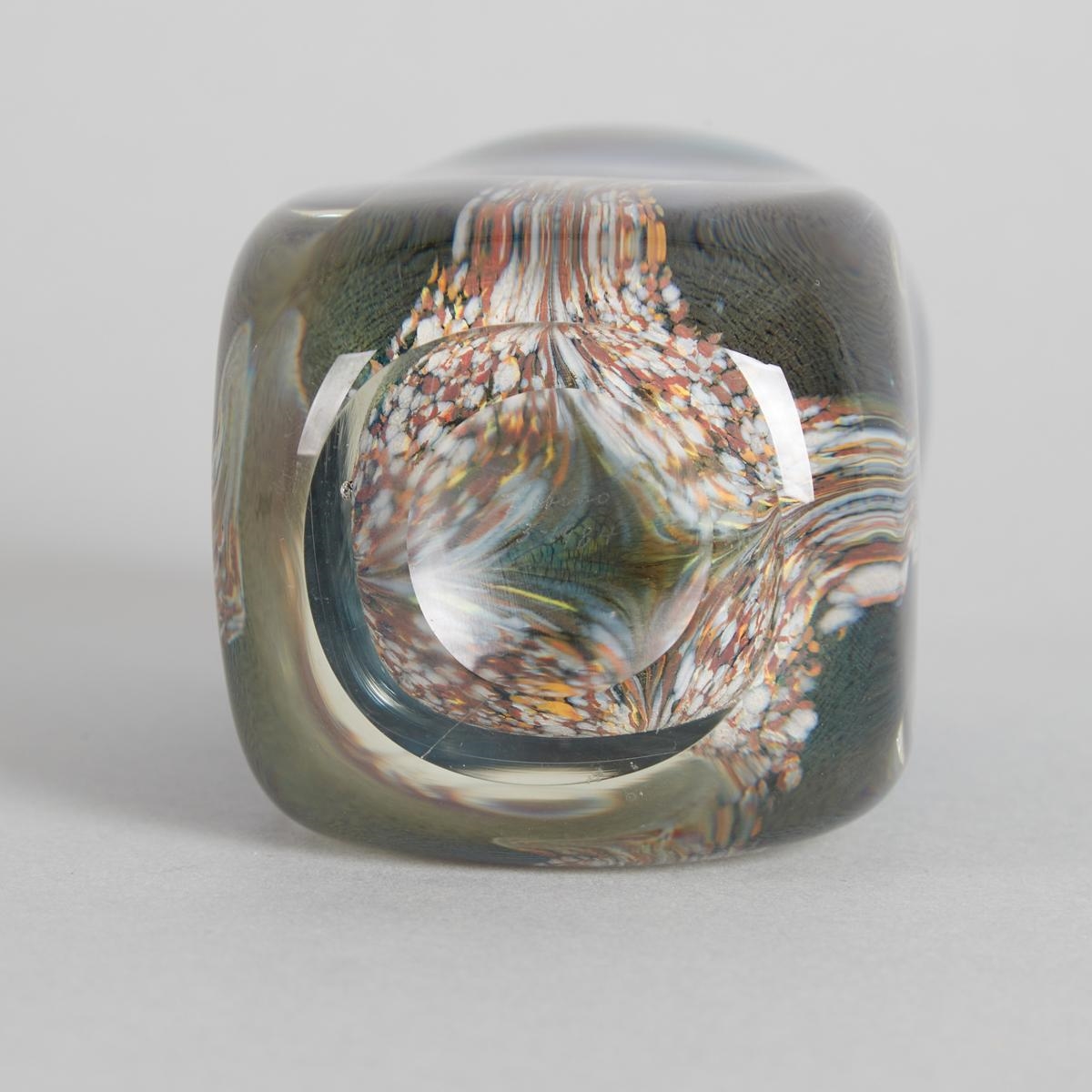 Dominick Labino | A Dominic Labino Art Glass Vase (1984) | MutualArt