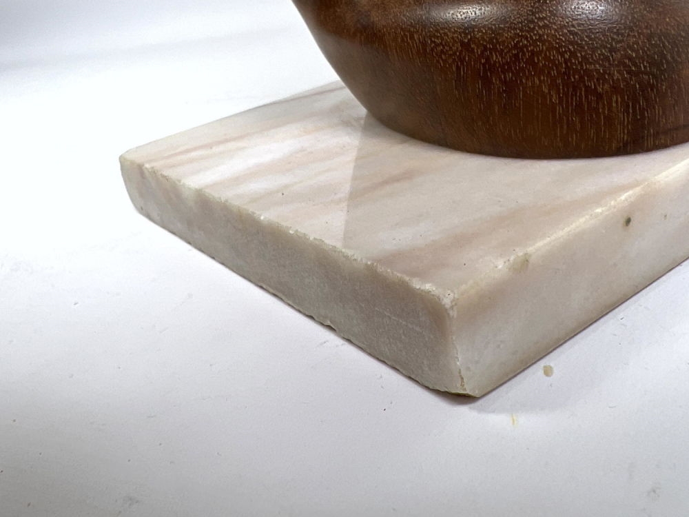 Tom Lutton | Inquisitive Being | MutualArt