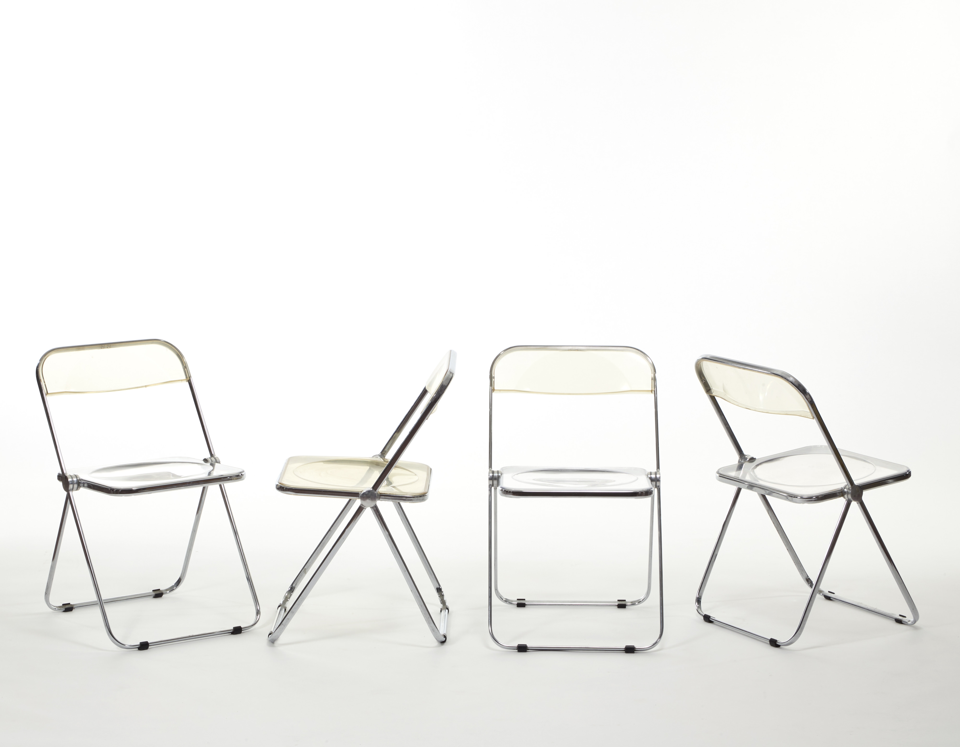Giancarlo Piretti | Chairs model Plia (1969) | MutualArt