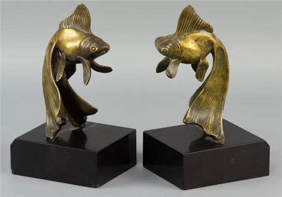 Georges-Raoul Garreau | Een paar boekensteunen met vissen (20) | MutualArt